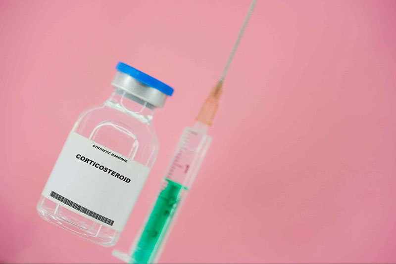 3 thuốc chữa rụng tóc từng mảng: Phân tích mặt lợi và mặt hại